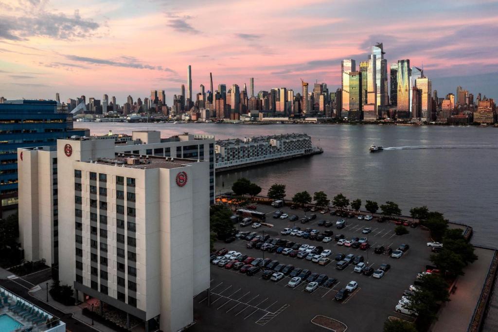 Sheraton Lincoln Harbor Hotel, Weehawken (updated prices 2025)