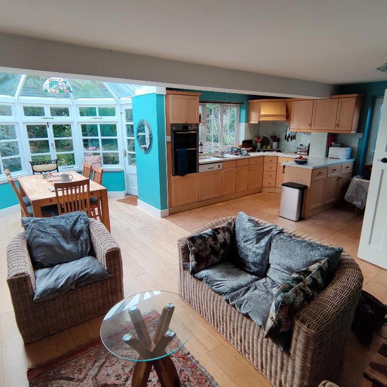 April cottage, Winchelsea (updated prices 2026)