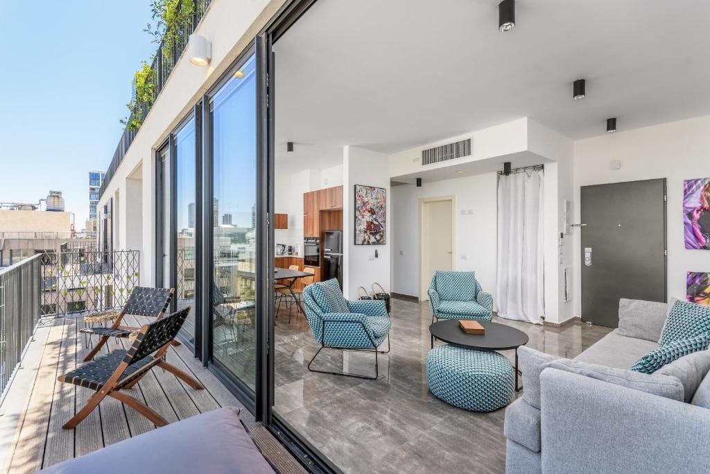 Blue Vibes by Sea U TLV, Tel Aviv (updated prices 2026)