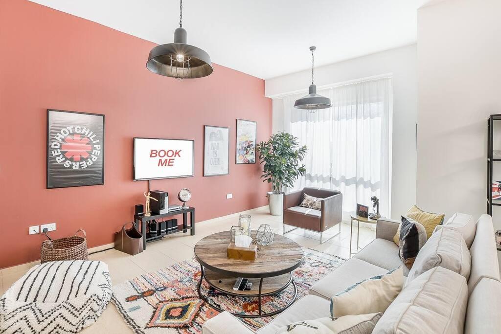 Edgy pad right by the beach walk!, Dubaï (tarifs actualisés 2024)