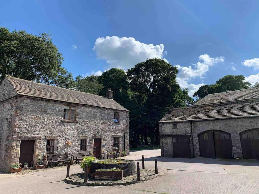 The Old Stables, Near Bakewell, Millers Dale (updated prices 2026)