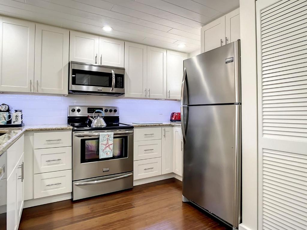 Ocean Village Club G33, St. Augustine (updated prices 2026)