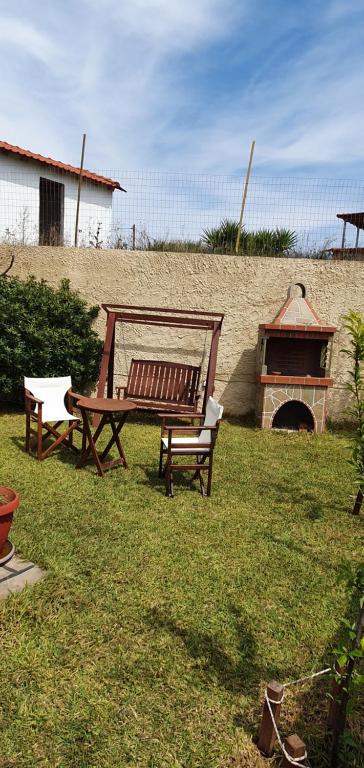 The Cozy Yard, Nea Potidaea (updated prices 2025)