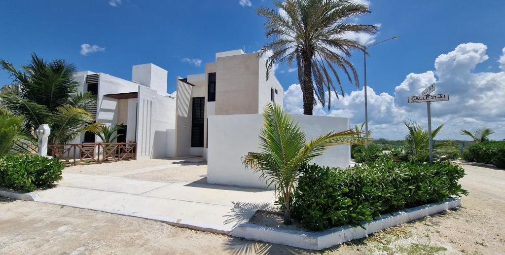 Casa Anna, Puerto Lindo, Chelem, Chelem (updated prices 2026)