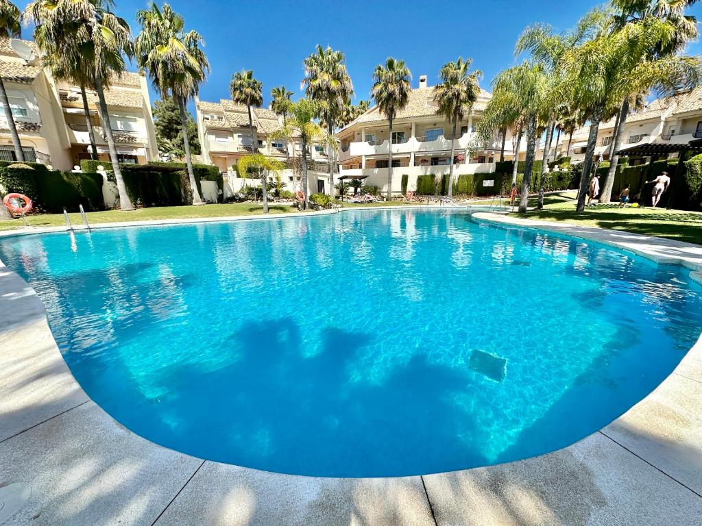 El Arenal Townhouse By The Beach With Swimming Pool - EaW Homes, Marbella – Updated 2023 Prices