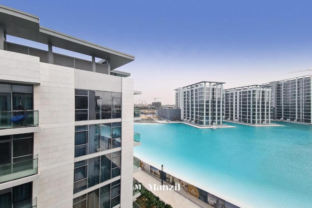 Modern waterfront 1 BR at District One, Dubai (updated prices 2026)