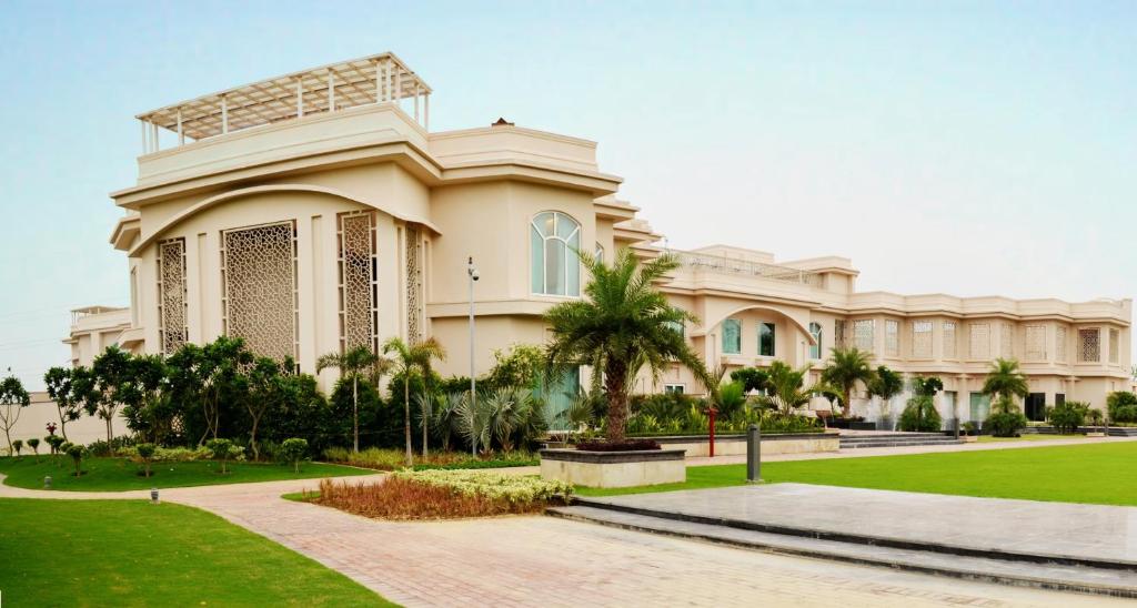 15 Resorts in Manesar