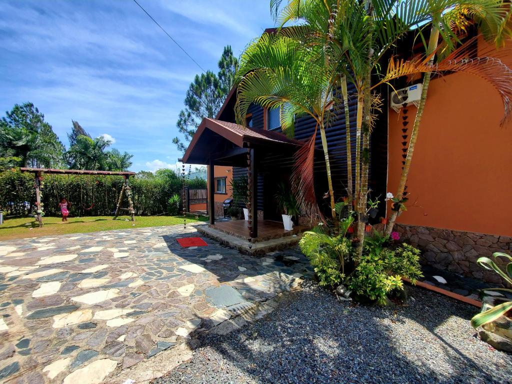 Villa Maria & Villa Elena Jarabacoa, Jarabacoa (vuoden 2025 päivitetyt ...