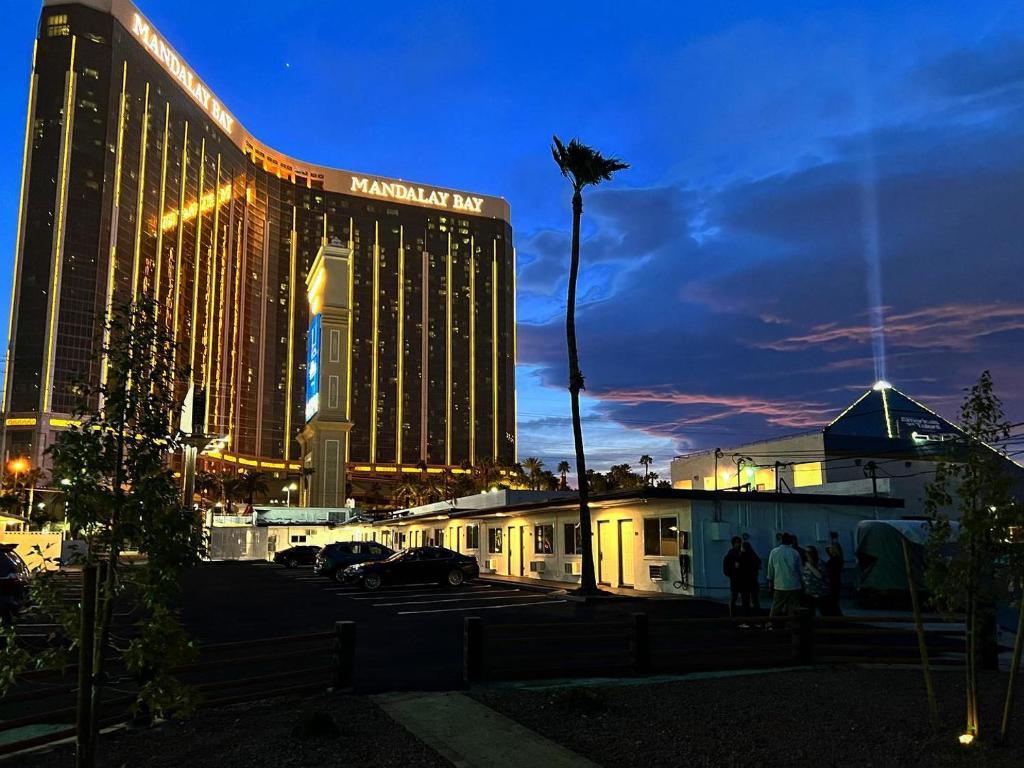 Nirvana Hotel, Las Vegas (updated prices 2024)