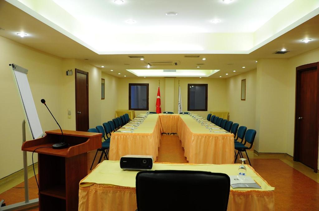Feronya Hotel, Istanbul (updated prices 2025)