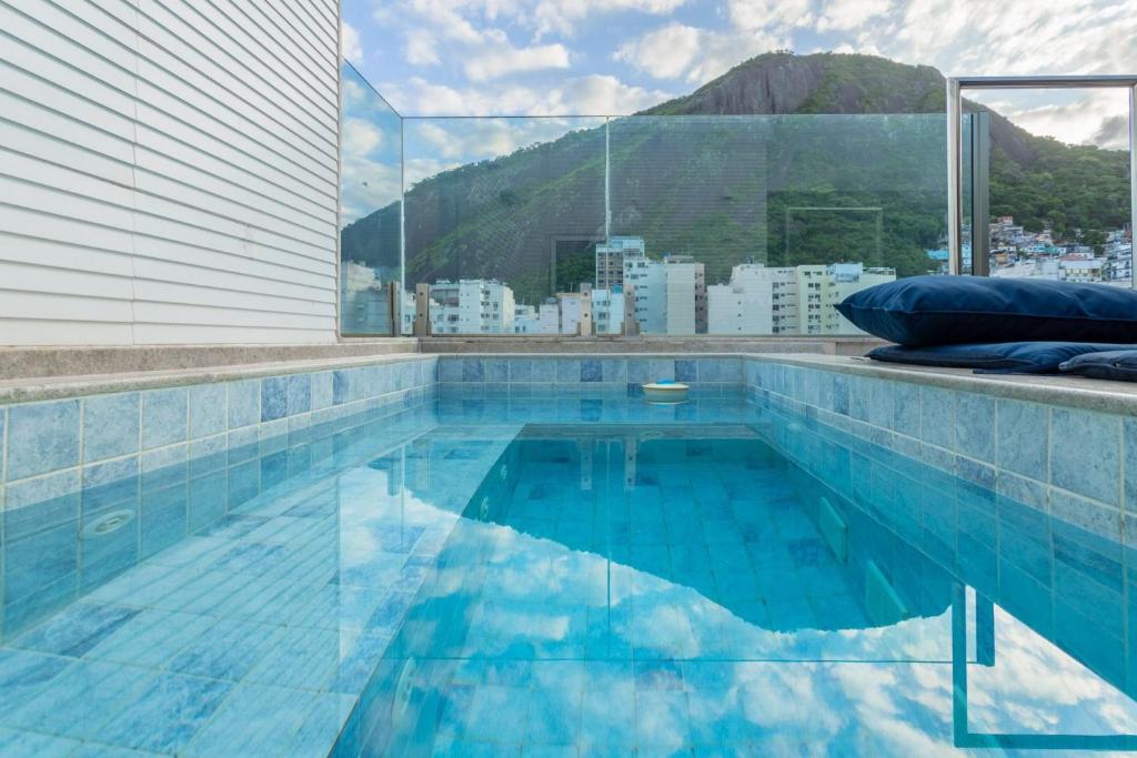 Triplex LUXO com piscina, BBQ e sauna p/ 8 pessoas, Rio de Janeiro ...