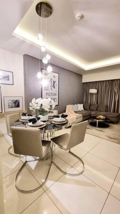 Amazing Paramount Hotel apartment D48, Dubai (updated prices 2026)