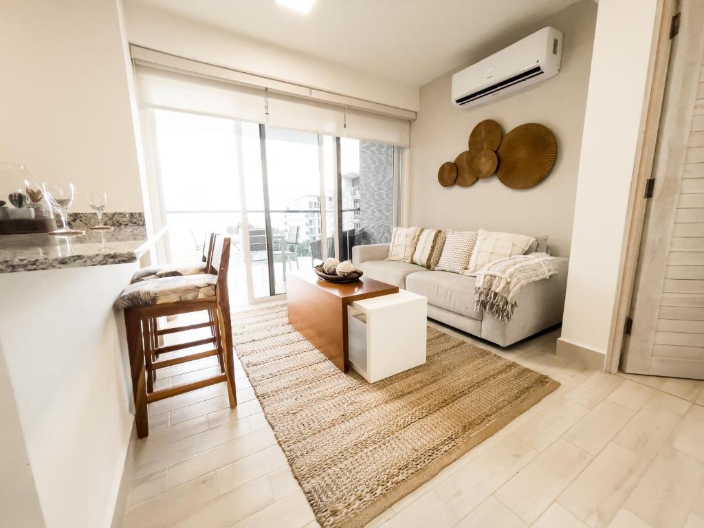 Relaxing 2BR with balcony, Chame (updated prices 2025)