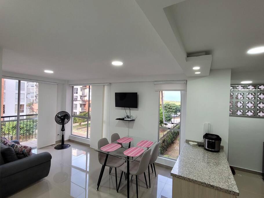 Cali Piso 3-03 Sector Sur Valle Del Lili Amplio Apartamento, Cali ...