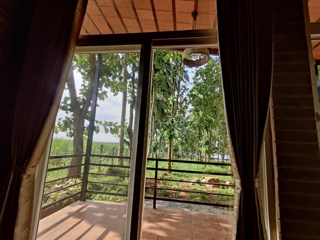 Cosmic Connect Trails Kabini, Antarasante (updated prices 2025)