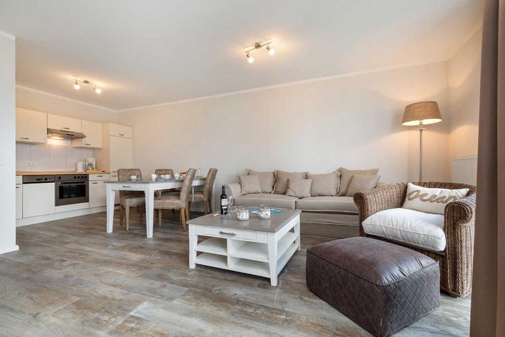 strandnahe FeWo mit Balkon, Residenz Bel Vital 04, Binz, Binz (updated prices 2025)