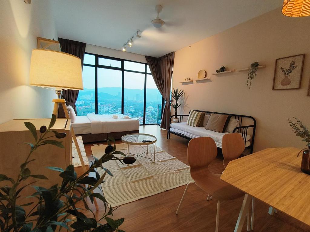 New Georgetown Modern City View 2BR Homestay for 10pax 无敌美景两房民宿 Beacon ...