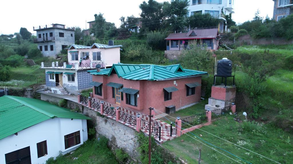 Sky touch cottage & stays, Mukteshwar (precios actualizados 2025)