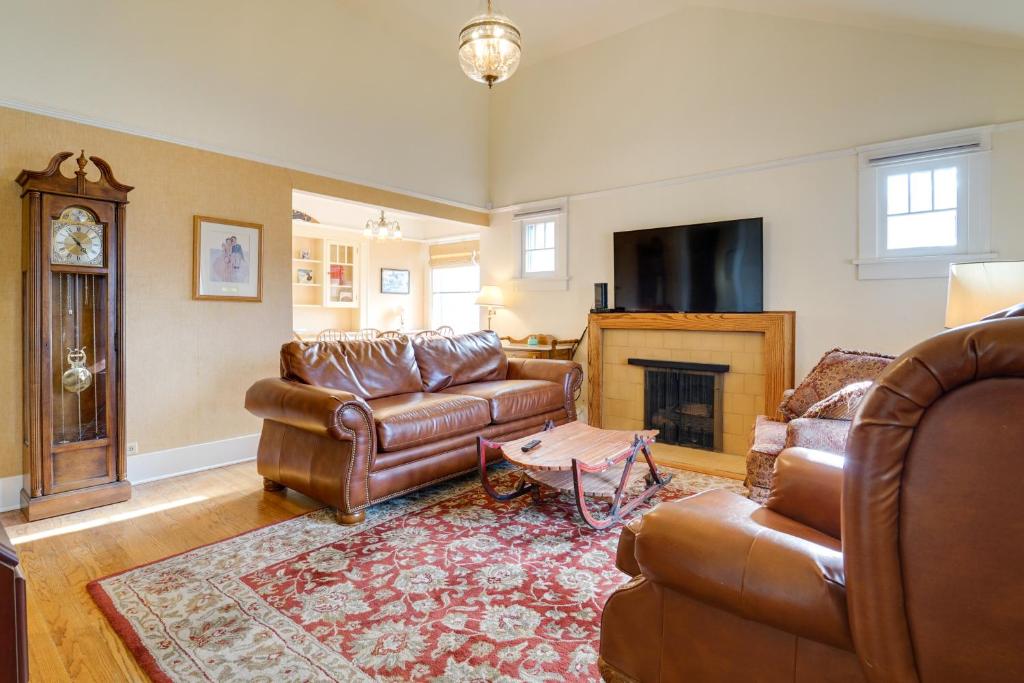 Charming Durango Home Less Than Half-Mi to Downtown!, Durango (updated ...