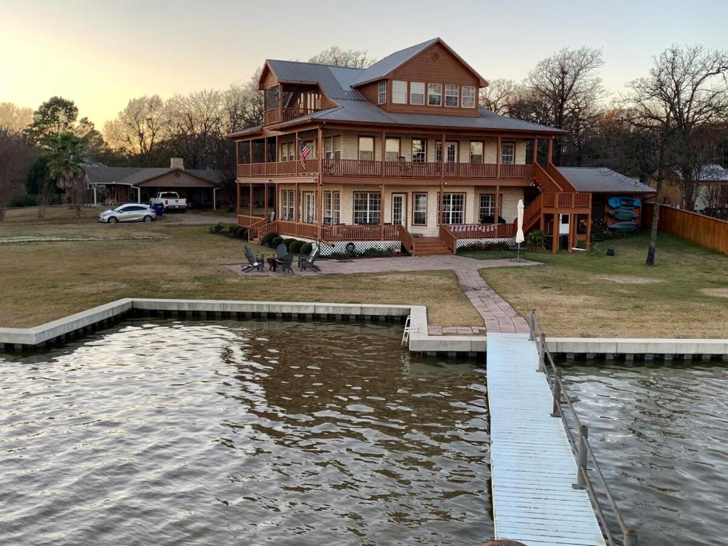 Fortner Pointe At Cedar Creek, Gun Barrel City (updated prices 2025)