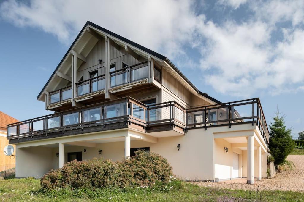 Chalet d’exception avec sauna, jacuzzi, ping-pong, Liézey – Updated ...