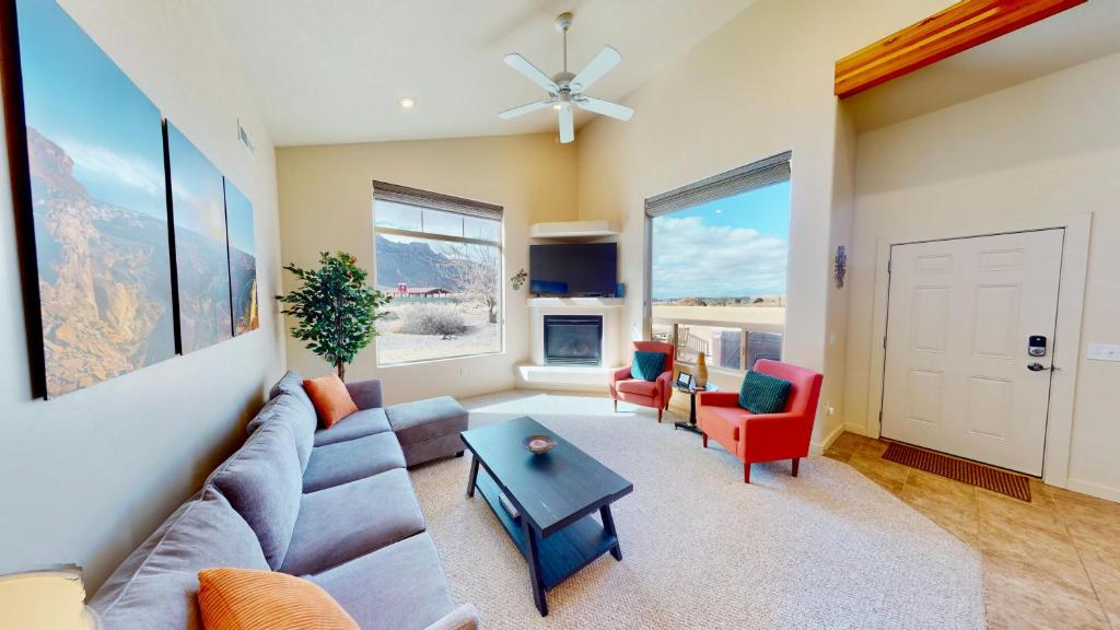 Edge of Rim Village #Z4, Moab (updated prices 2025)