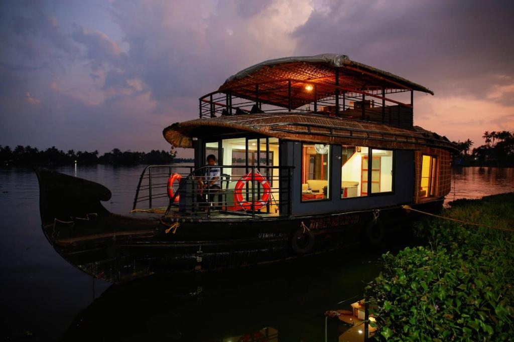 Private Houseboat, Alleppey (updated prices 2026)
