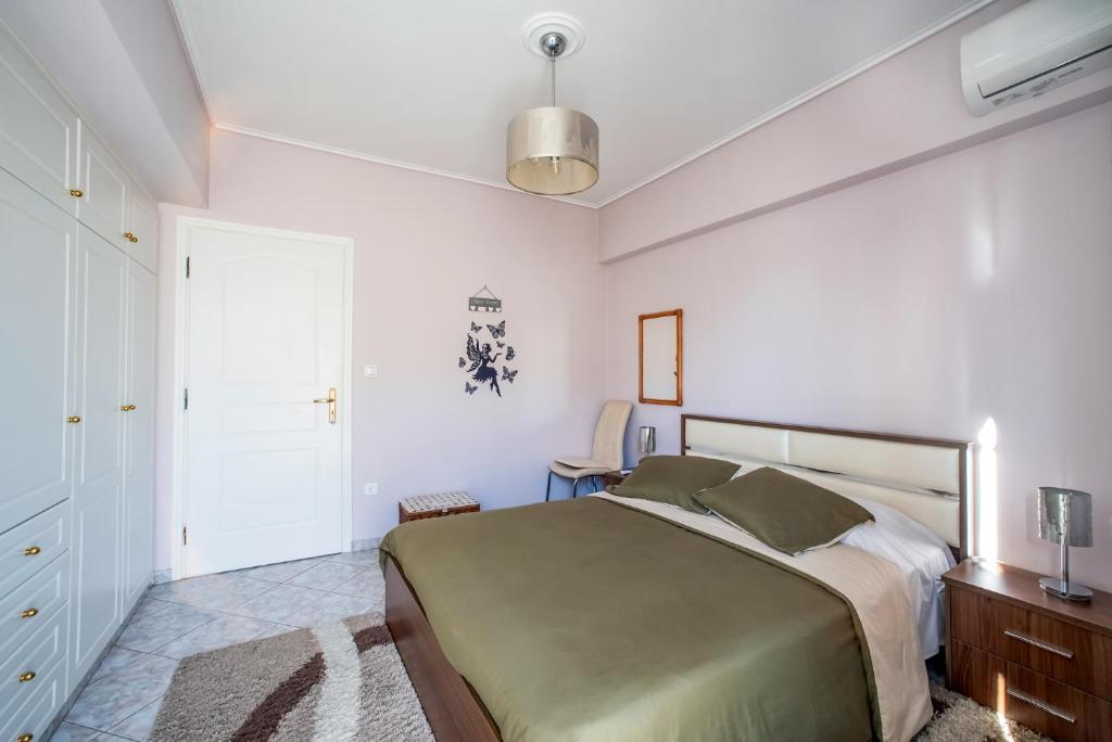 Downtown, Athens (updated prices 2026)