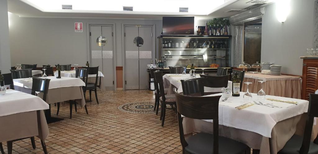 Albergo Ristorante Il Delfino, Novara (tarifs actualisés 2024)