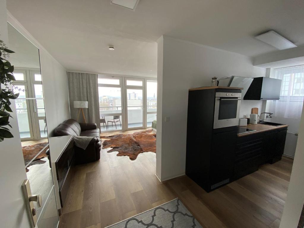 Zen Apartment - central - modern - kitchen - wifi (Germania Offenbach ...