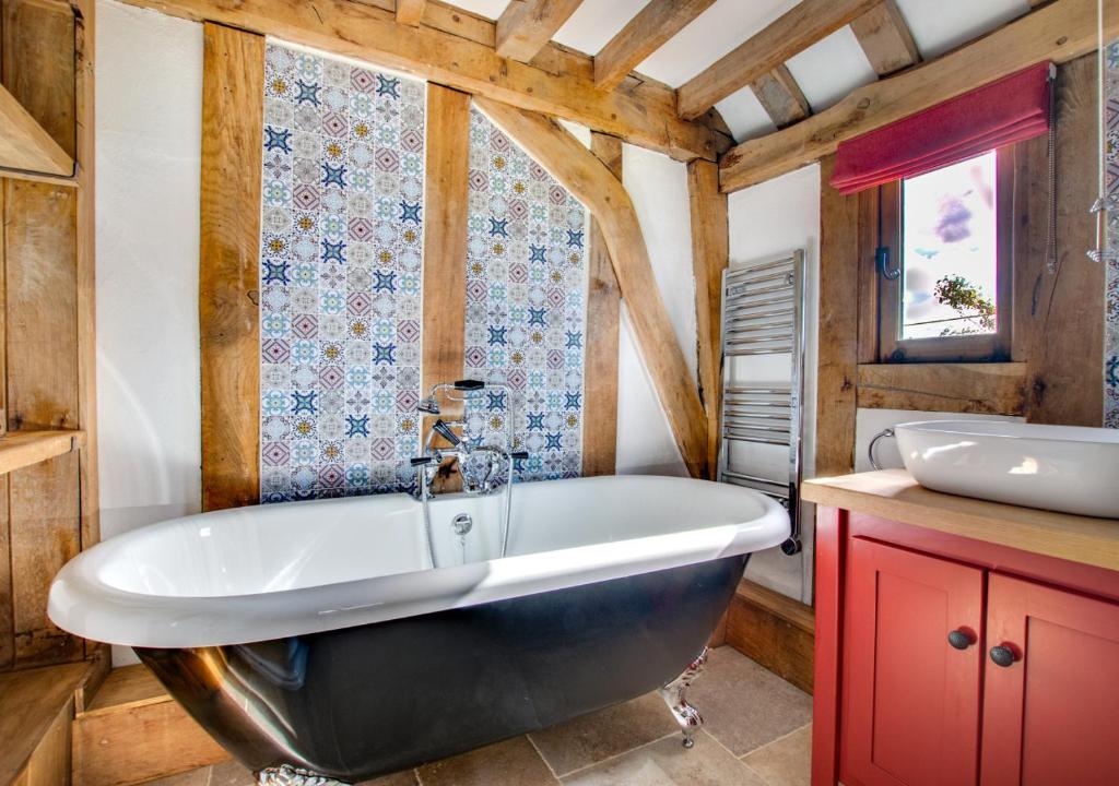 Stone Cottage, Darsham – Updated 2023 Prices