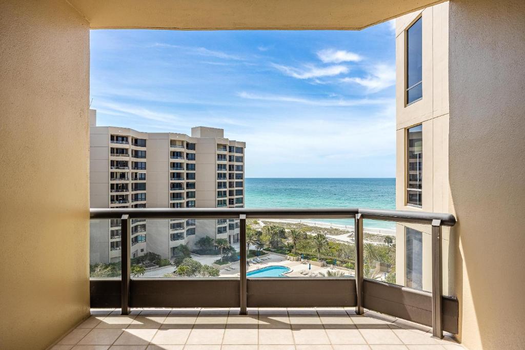 Ocean Views, Luxury Condo, Sleeps 4! - Condo Luxury Above the Beach ...