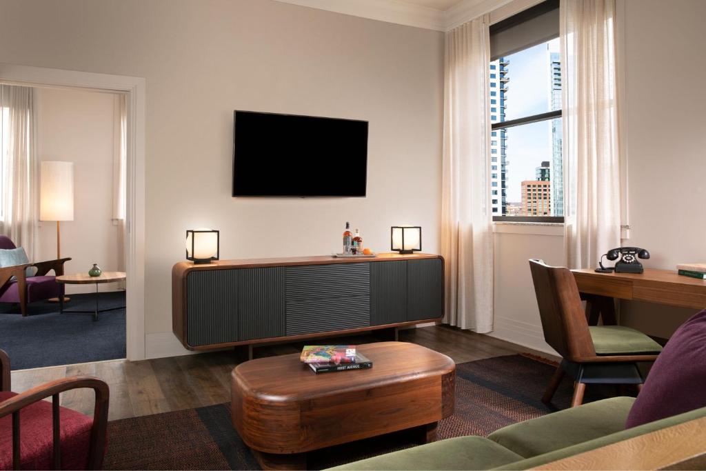 Emery Hotel, Autograph Collection, Minneapolis (updated prices 2025)