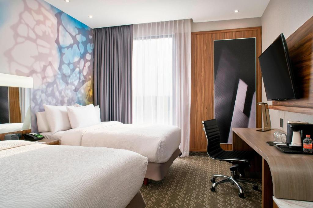 Courtyard by Marriott Mexico City Toreo, Mexico City (updated prices 2025)