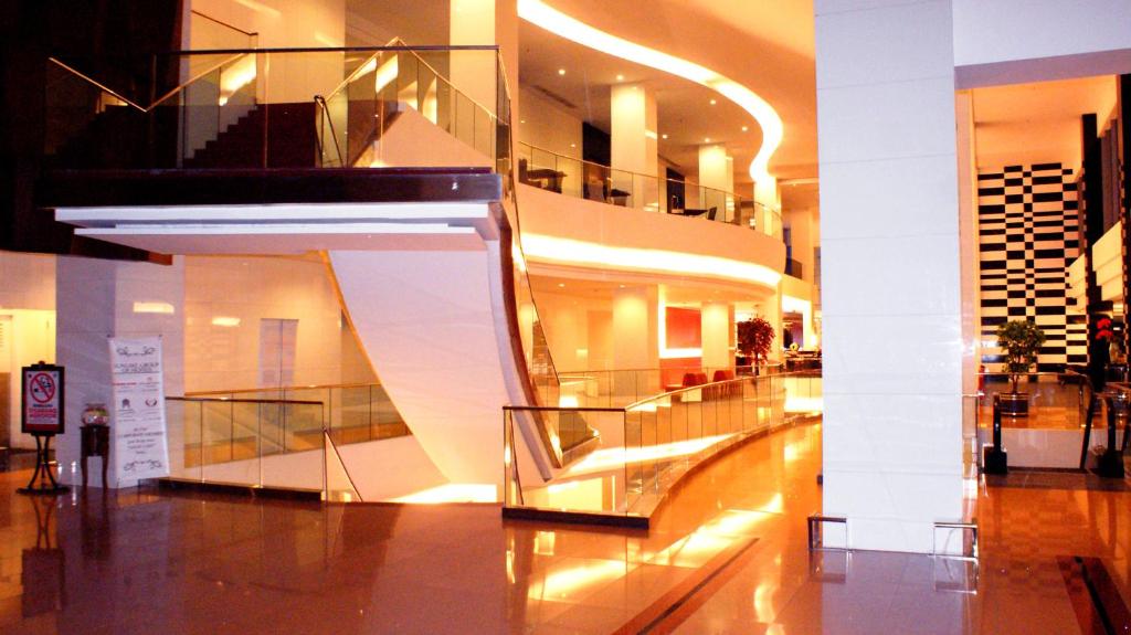 Merlynn Park Hotel, Jakarta (updated prices 2025)