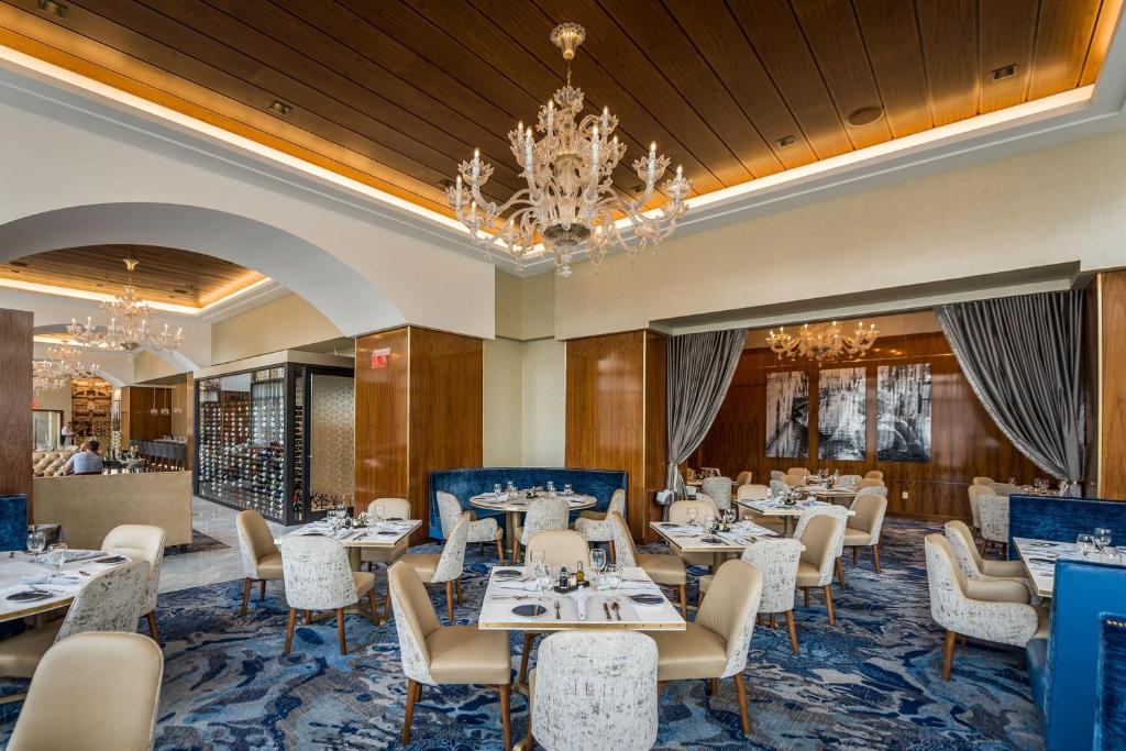 Cleveland Marriott Downtown at Key Tower, Cleveland (updated prices 2025)