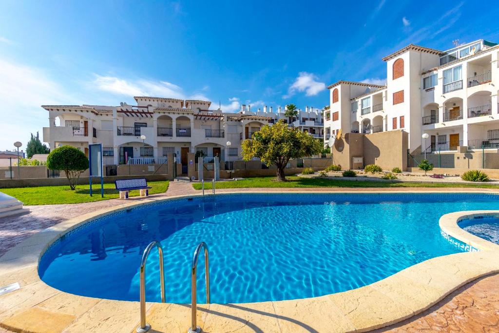 CB Living - Scenic duplex with pool in Punta Prima, Orihuela Costa ...