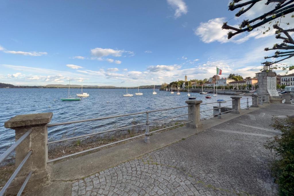 Villa Lexa by Casa da Suite, Lesa (updated prices 2025)