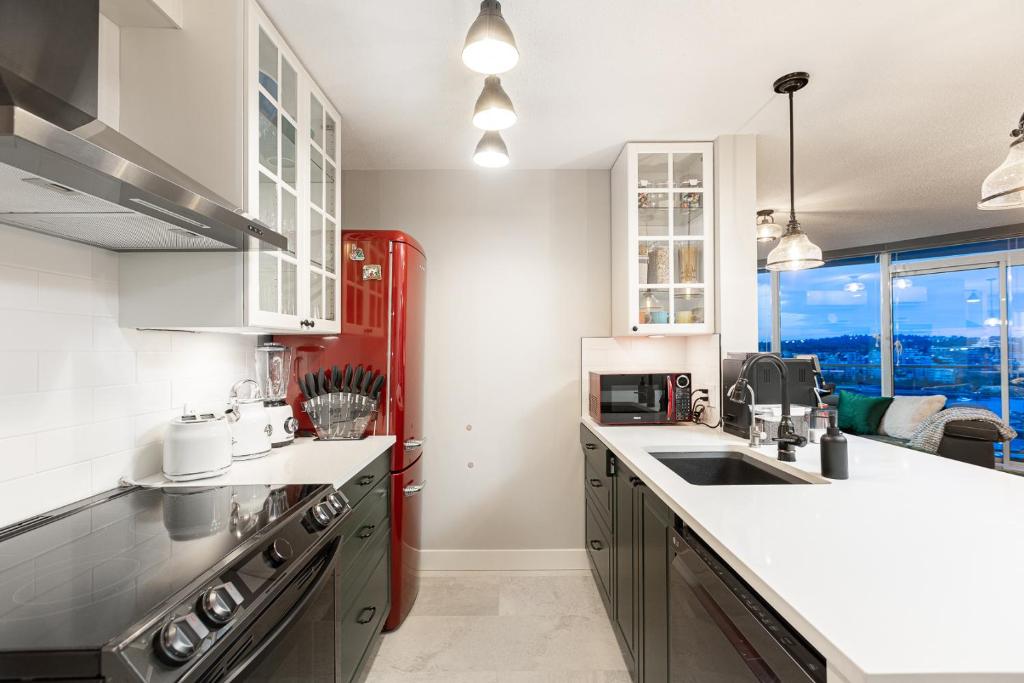 Condo in Downtown Vancouver - Near Rogers Arena, Vancouver (updated ...