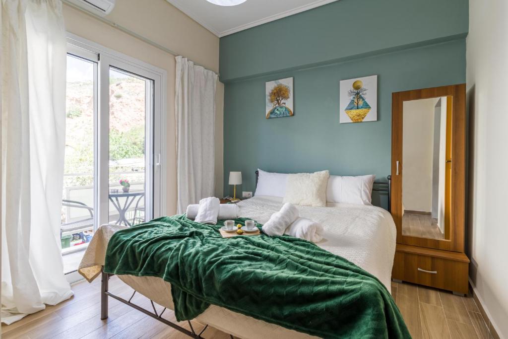 Couples Retreat, Fully Equipped Studio/ Loutraki Beach, Loutraki ...