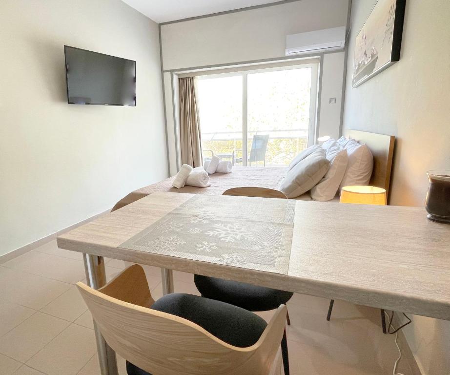 Rhodes Central: King Bed Studio, Rhodes Town (updated prices 2024)