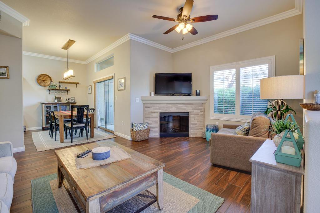 Las Vegas Condo Rental with Pool Access!, Las Vegas (updated prices 2026)