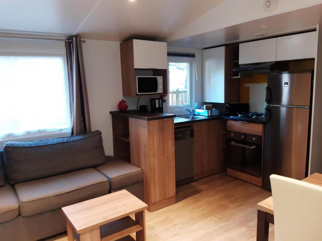 Location F01b Mobil home excellence range at Les Pierres Couchees 4, Saint-Brévin-les-Pins ...