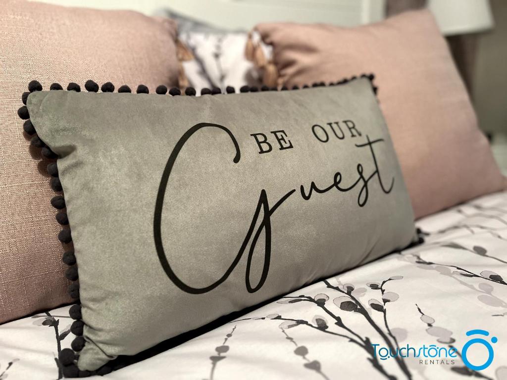 Cosy Home near to HS2, Airport, Solihull, NEC, M42, Sheldon (updated ...