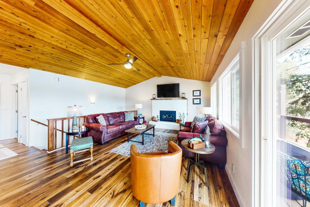 The River House, Coeur d'Alene (updated prices 2025)