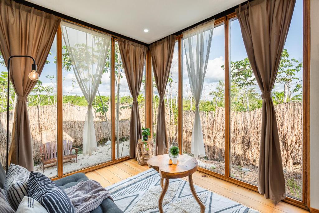 Tulum Jungle Cabins with Plunge Pool（トゥルム）：（最新料金：2025年）