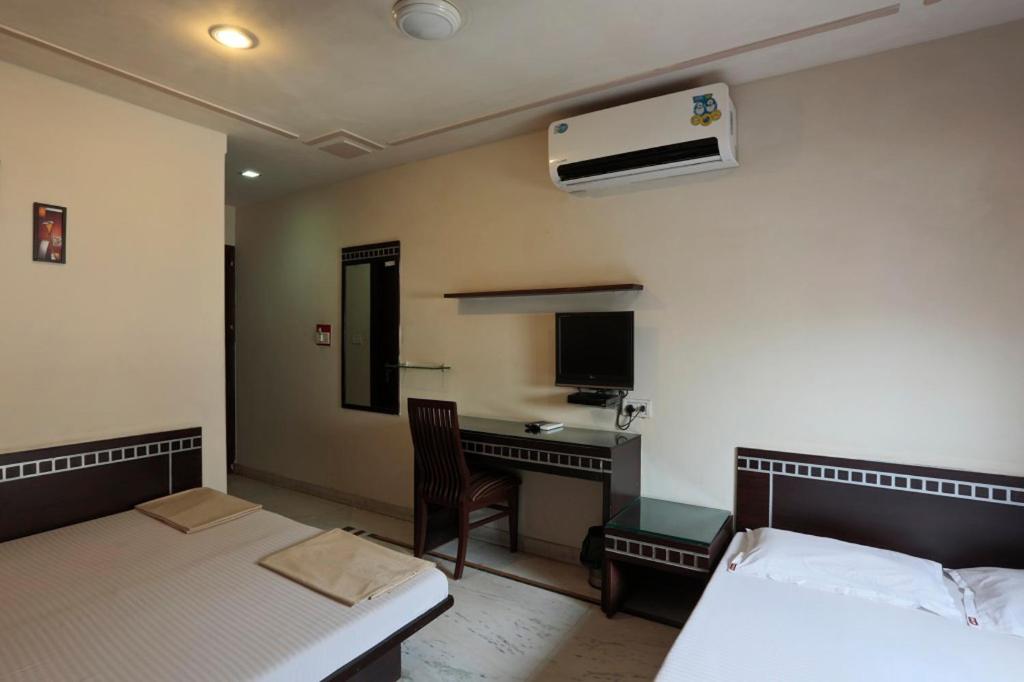 Smyle Inn - Best Value Hotel near New Delhi Station, New Delhi (updated ...