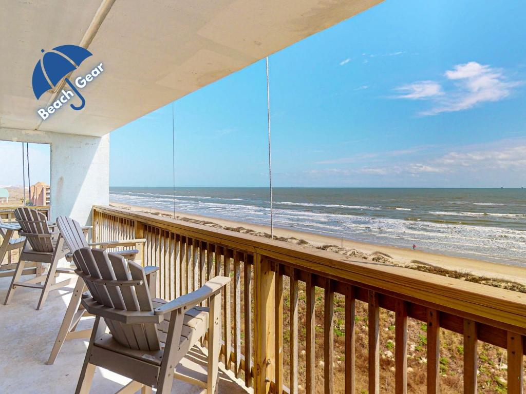 Mustang Towers Newly Remodeled Condo #601 on the Beach, Beach Boardwalk ...