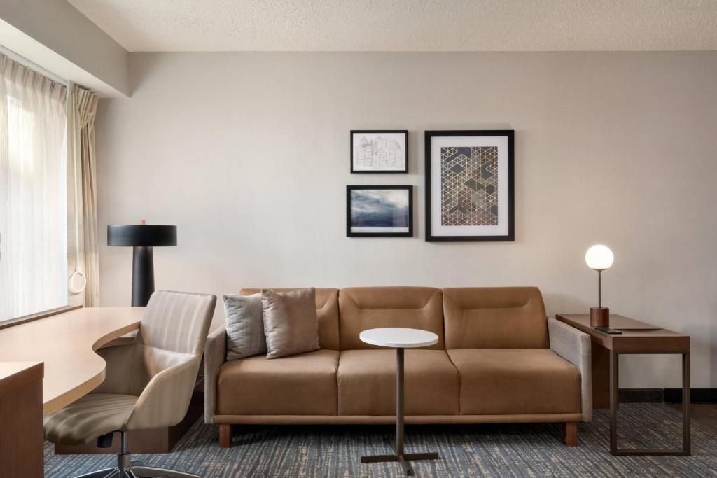 Residence Inn by Marriott West Springfield, West Springfield (updated ...