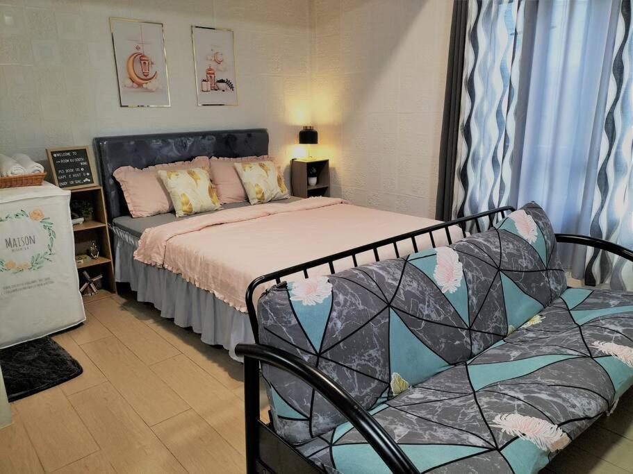 150 Newport Express, Manila (updated prices 2025)